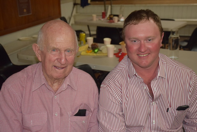 Santa visits Freestone Hall | Warwick Today