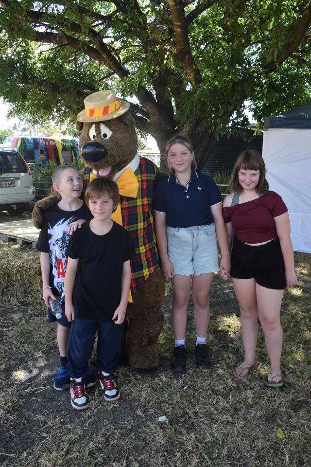 Supporting the Allora Show | Warwick Today